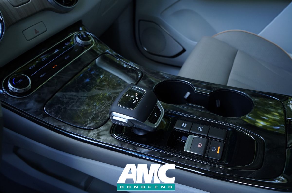 U-Tour (Forthing) | DONGFENG | Značky | Galerie | Dongfeng - Dongfeng